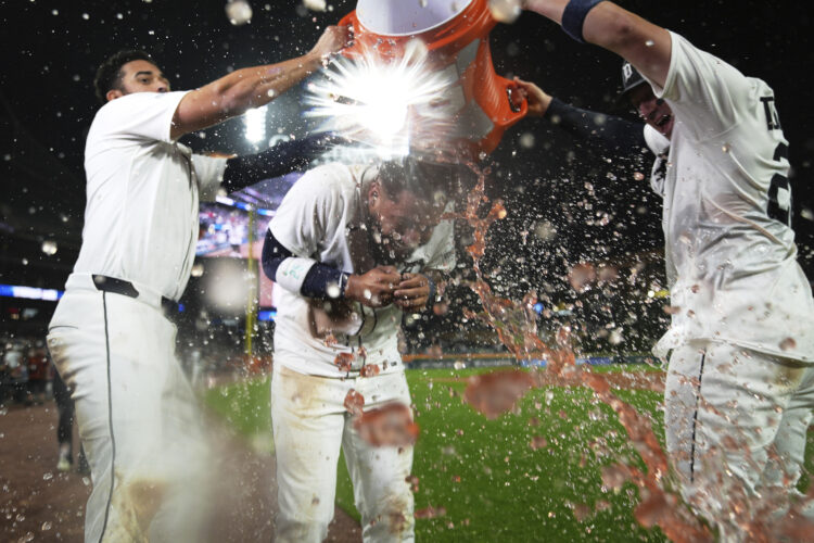 Torres draws game-ending walk as Tigers beat Astros 1-0 in 10 innings ...